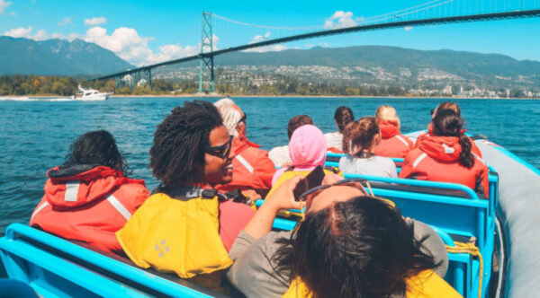 VANCOUVER ATTRACTIONS | Capilano Suspension Bridge